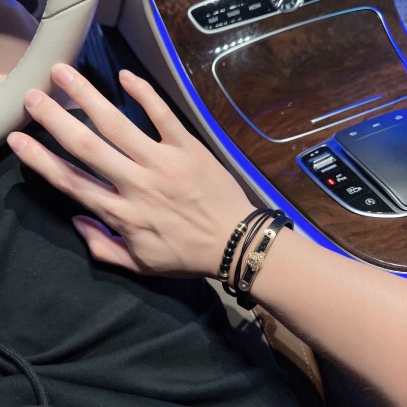 1:1 copy Versace Bracelets
