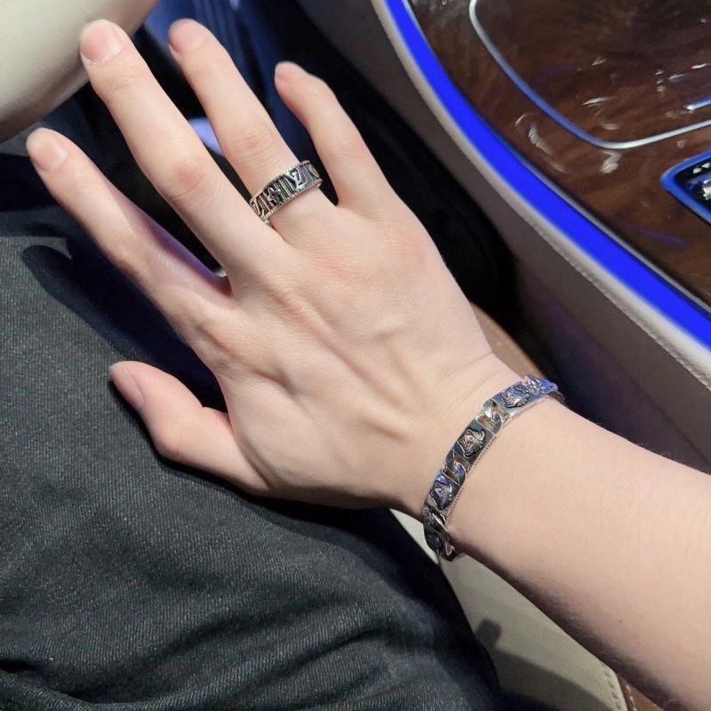 Exact replica Versace Bracelets