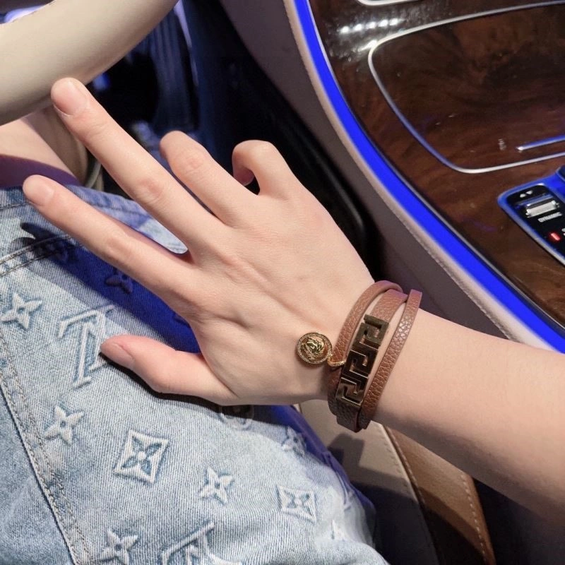 Economical Versace Bracelets