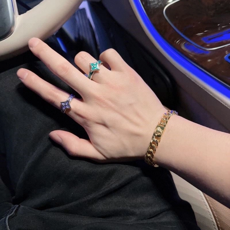 Perfect replica Versace Bracelets