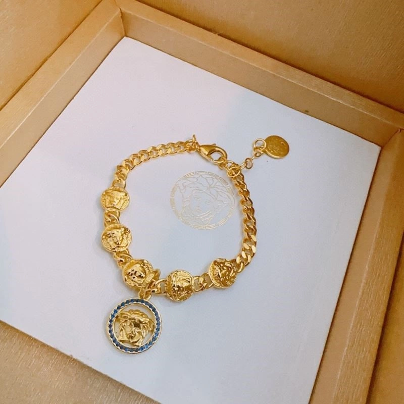 Precise copy Versace Bracelets