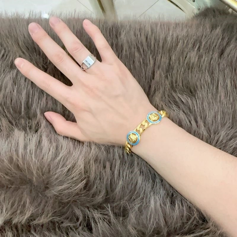 Precise copy Versace Bracelets