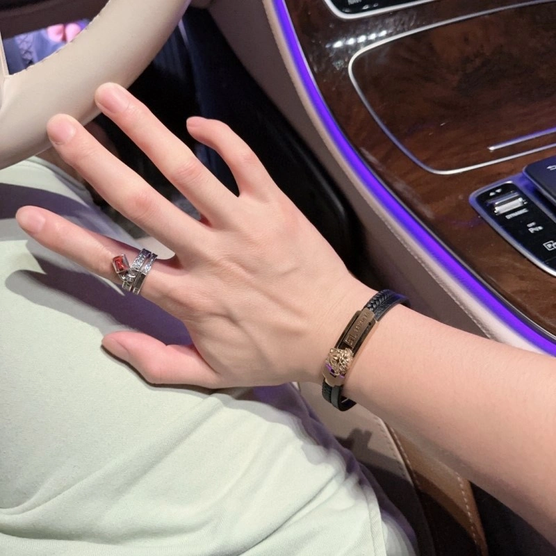 Top match Versace Bracelets