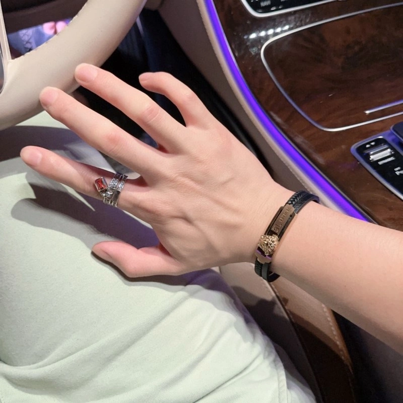 Top match Versace Bracelets
