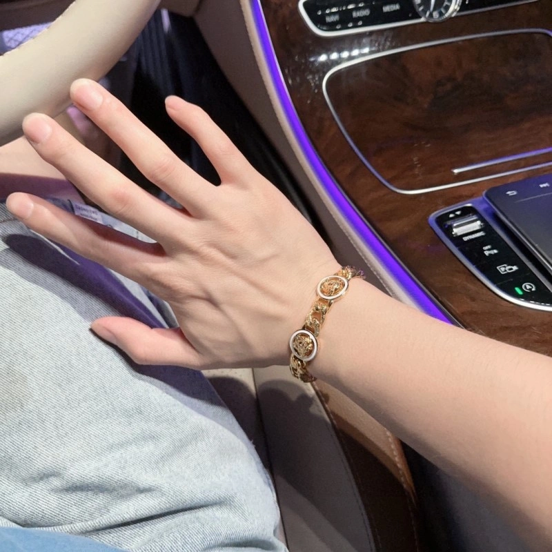 Economical Versace Bracelets
