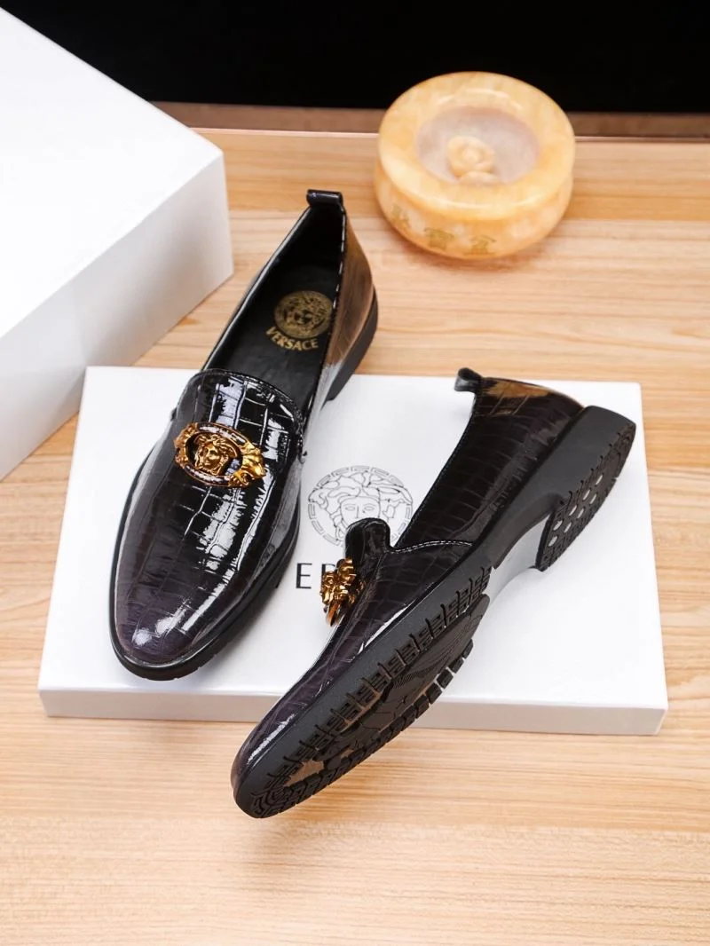 Accurate model Versace Business Shoes