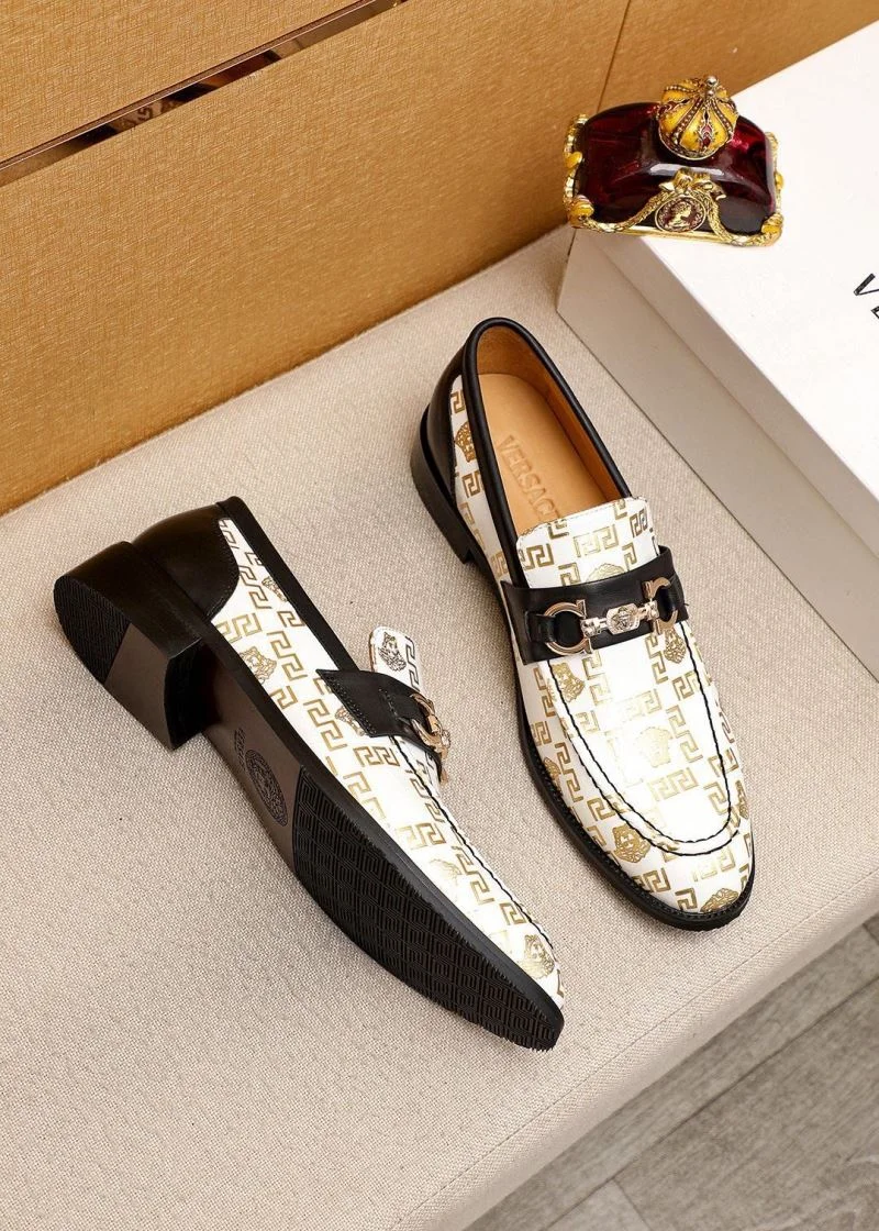 Accurate model Versace Business Shoes