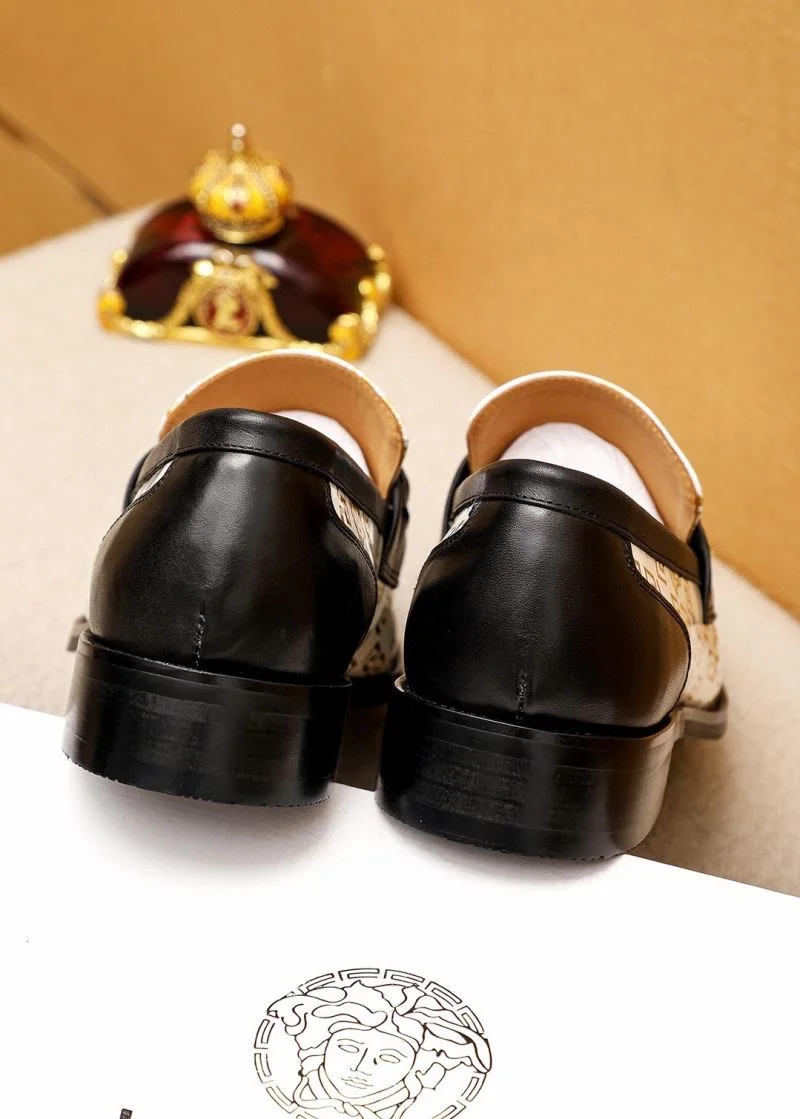 Accurate model Versace Business Shoes