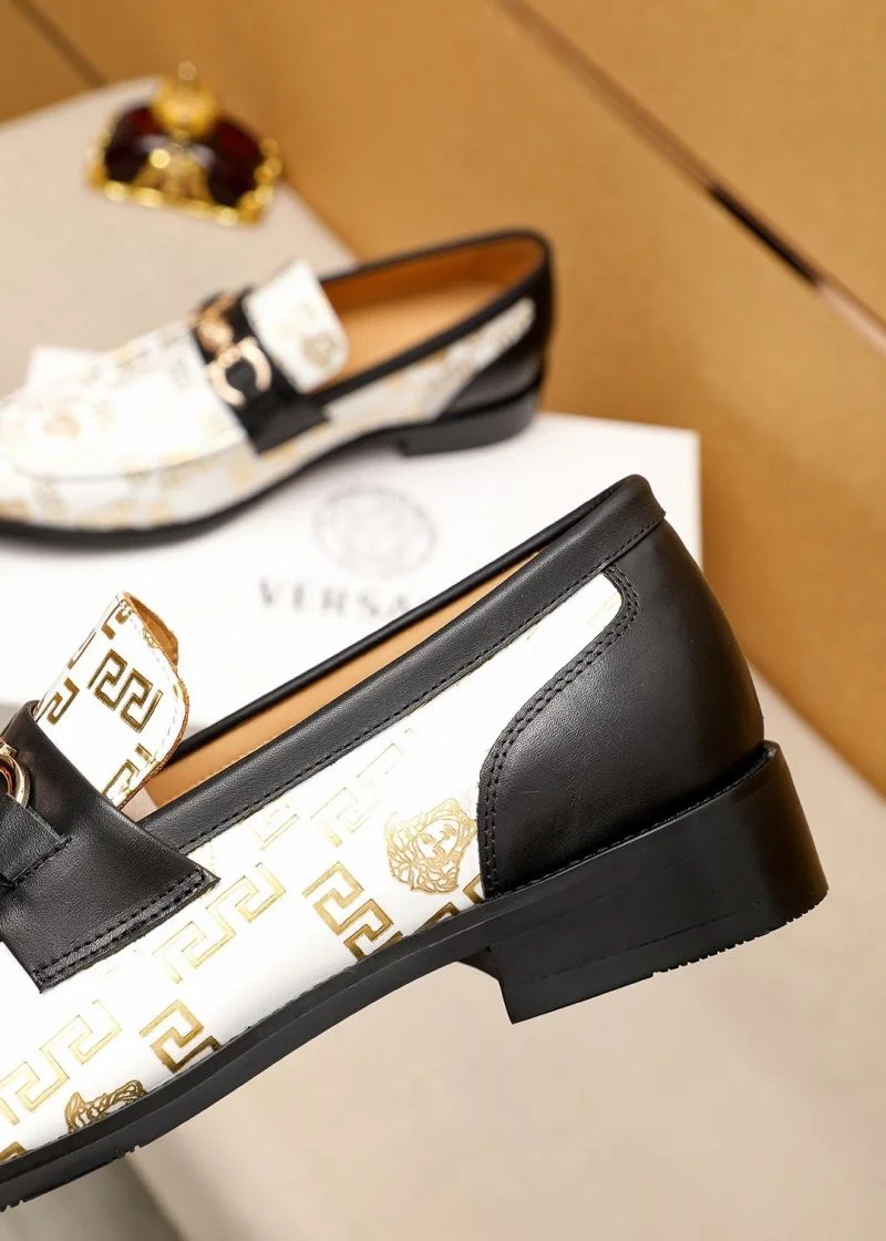 Accurate model Versace Business Shoes