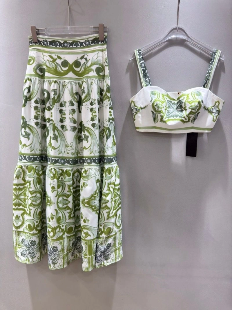 Inexpensive Versace Dress Suits