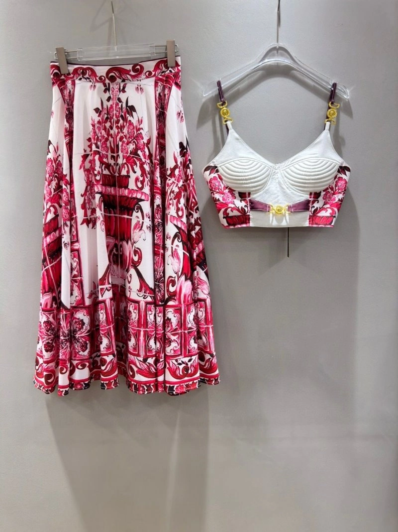 High fidelity Versace Dress Suits