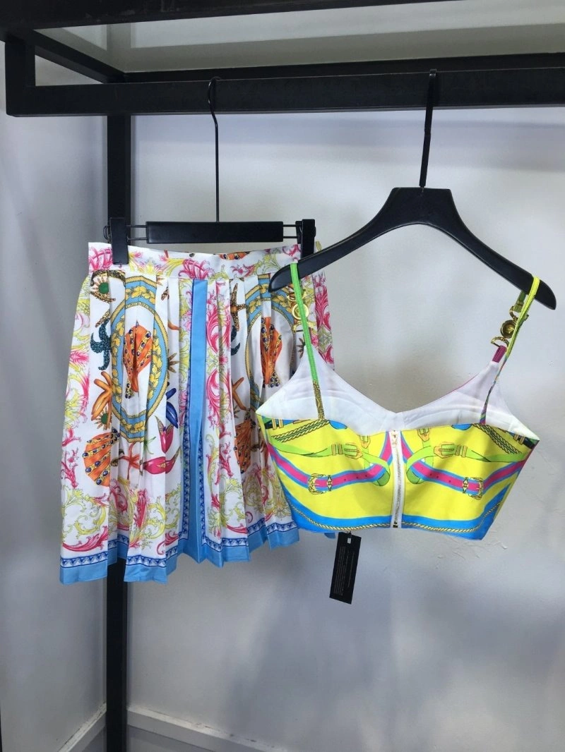 Top match Versace Dress Suits