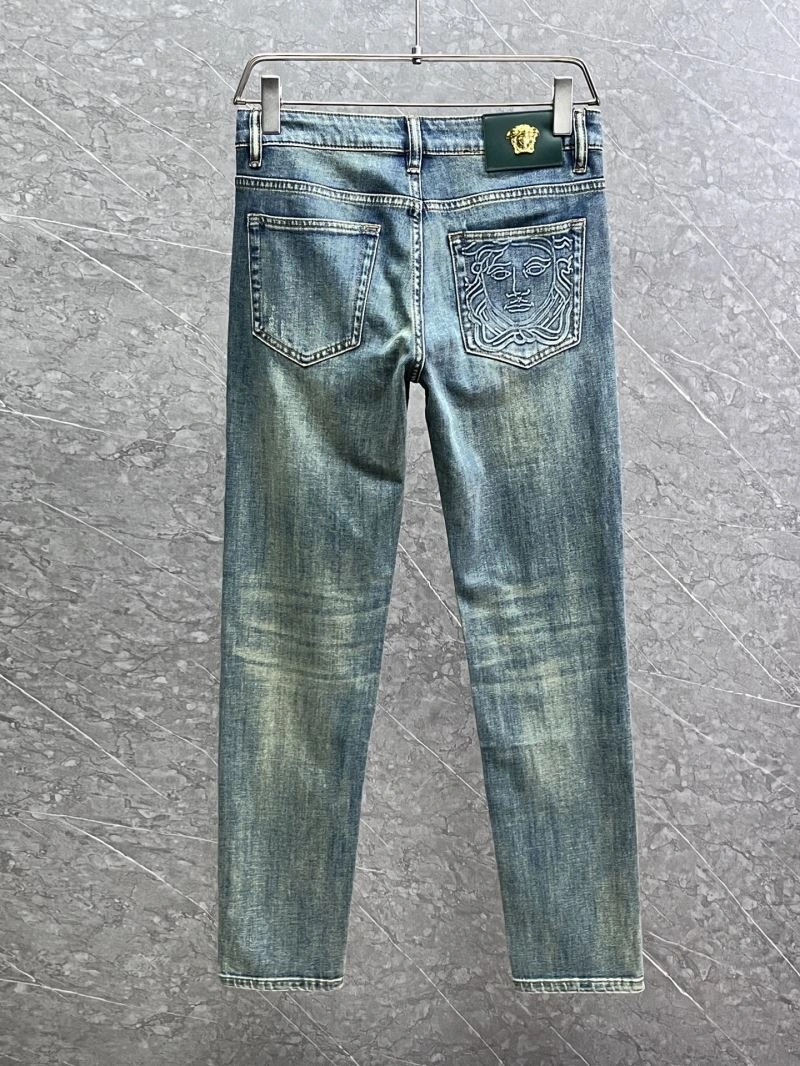 Precise copy Versace Jeans
