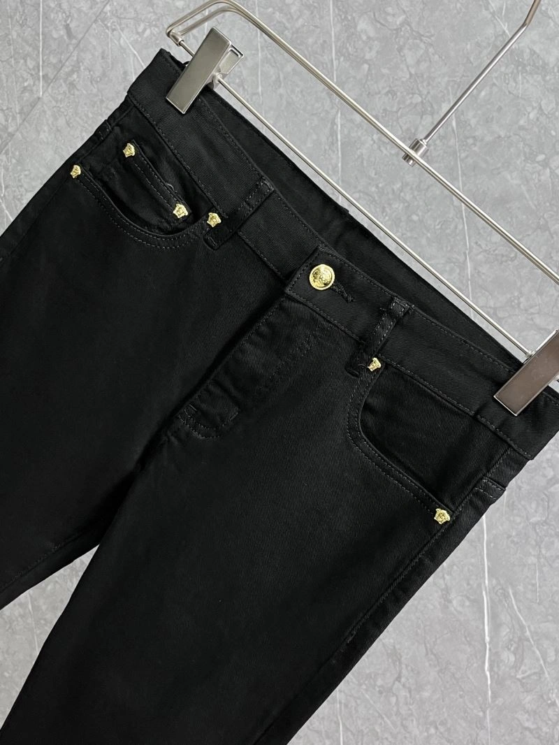 High fidelity Versace Jeans