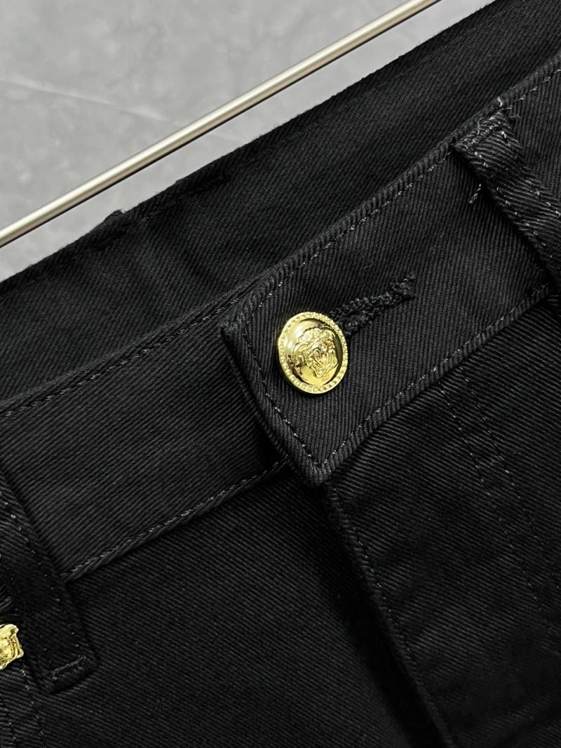 High fidelity Versace Jeans