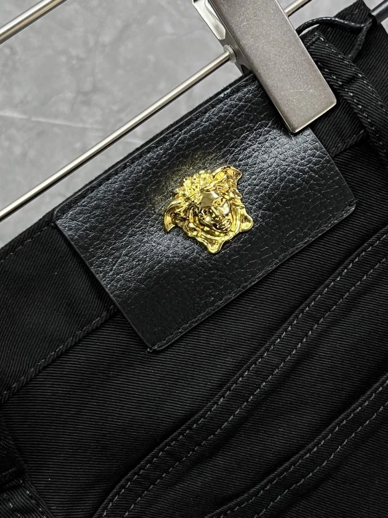 High fidelity Versace Jeans