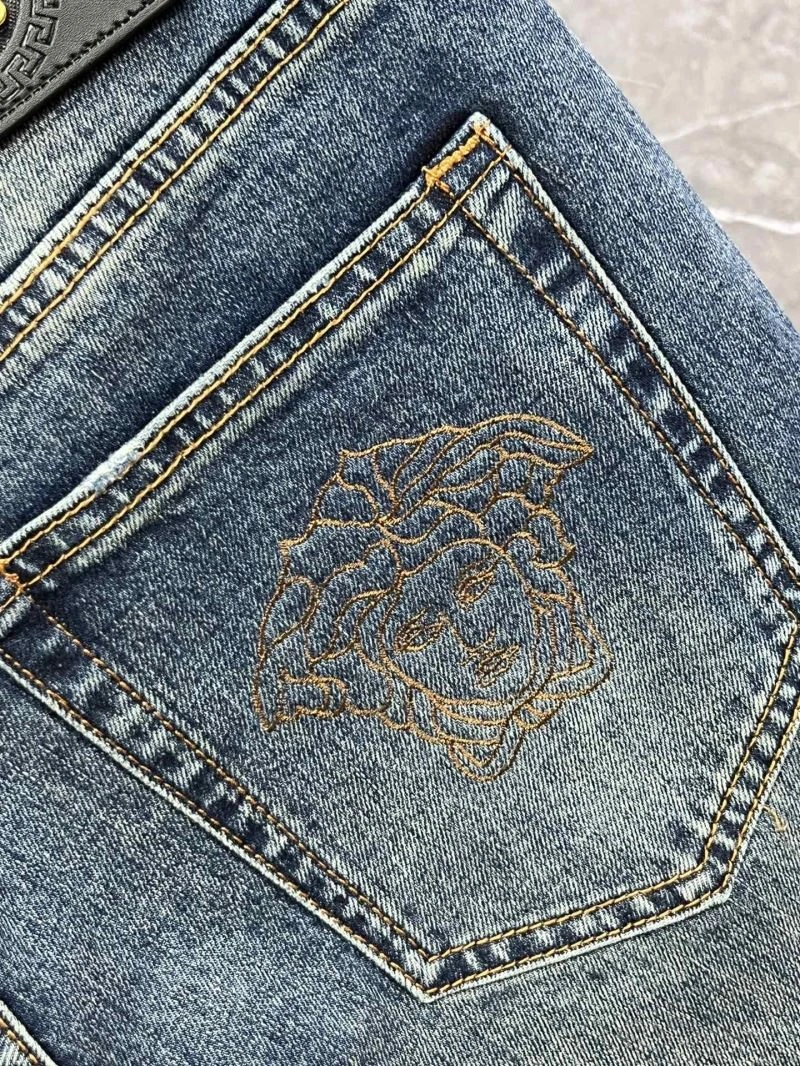 Top mirror Versace Jeans
