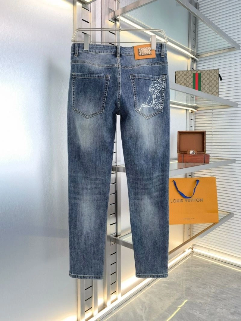 High fidelity Versace Jeans