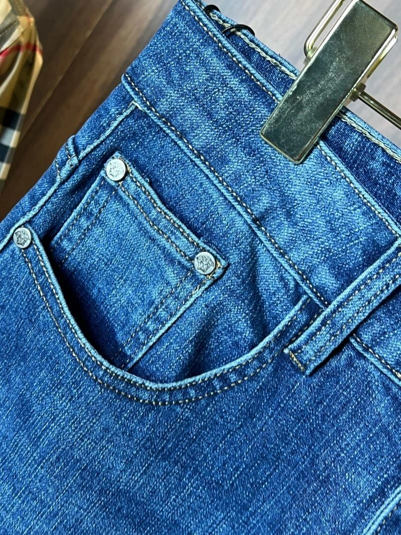 Legit Versace Jeans