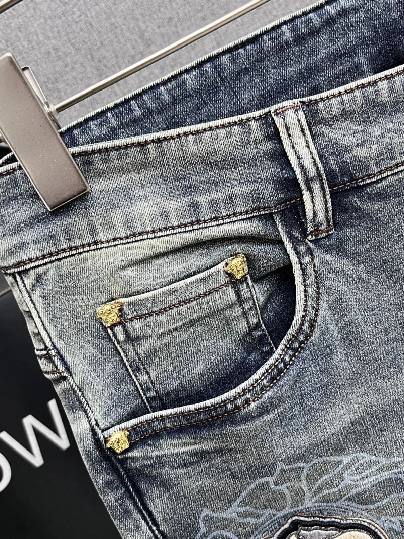 Cut-rate Versace Jeans