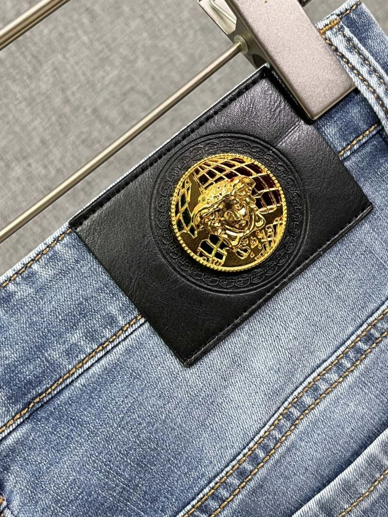 Bargain Versace Jeans