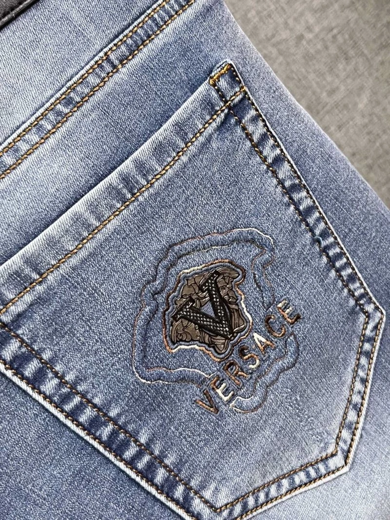 Bargain Versace Jeans