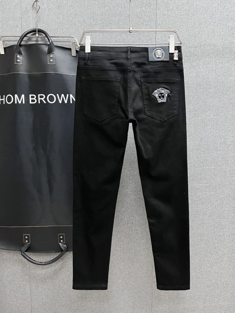 Inexpensive Versace Jeans