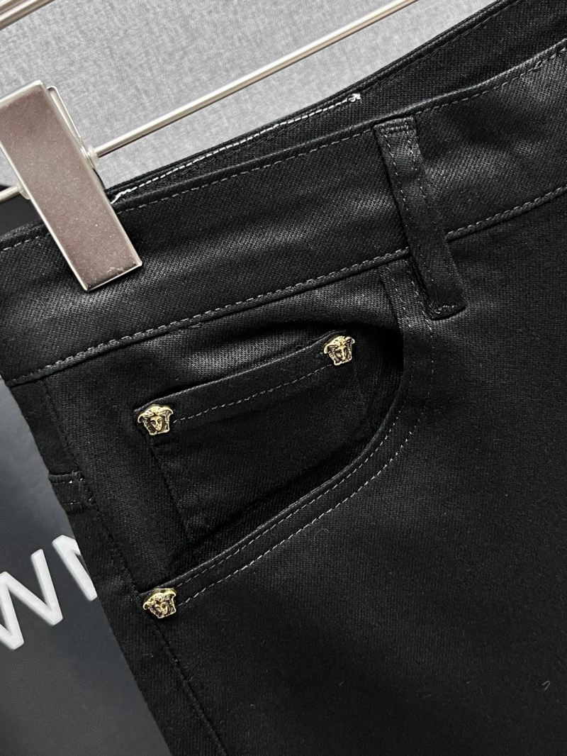 Inexpensive Versace Jeans