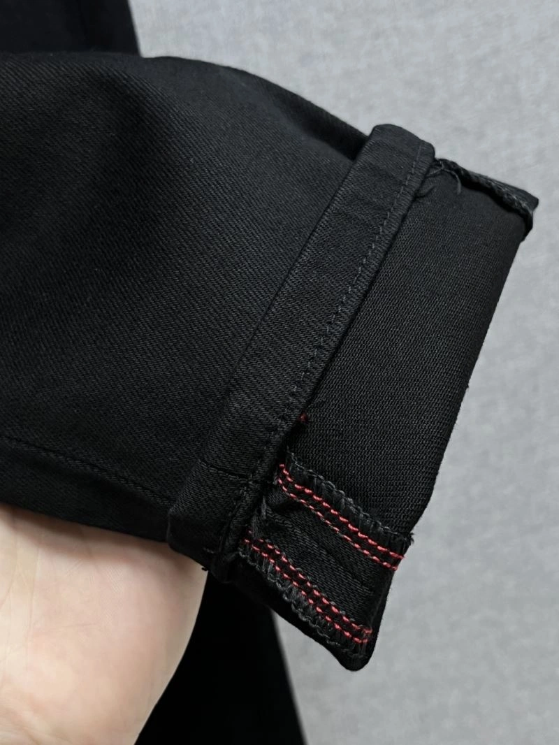 Inexpensive Versace Jeans