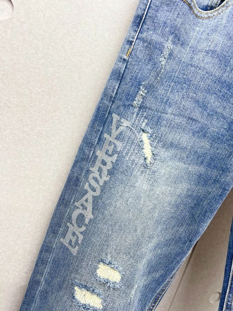 Inexpensive Versace Jeans