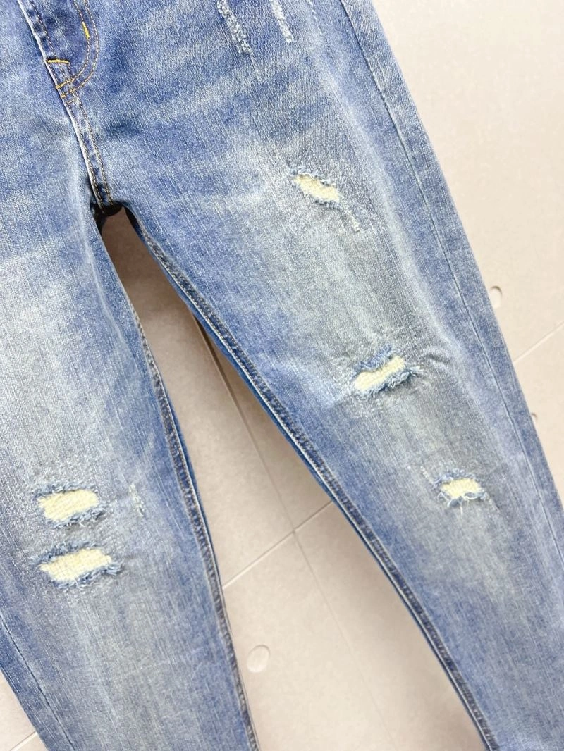 Inexpensive Versace Jeans