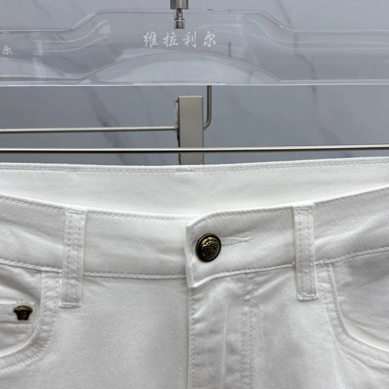 Discounted Versace Jeans