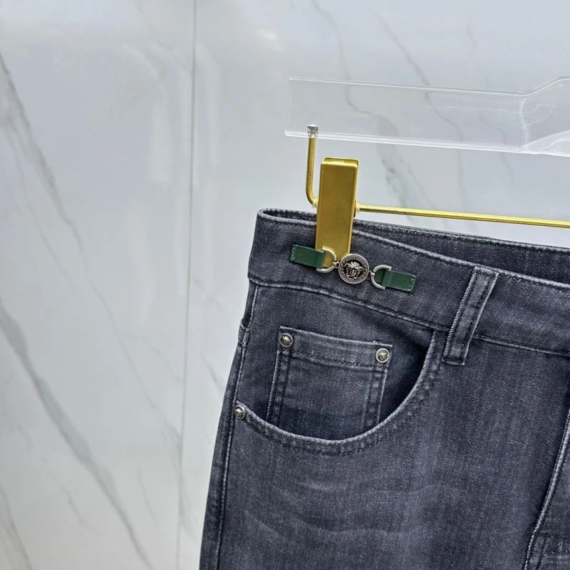 High fidelity Versace Jeans