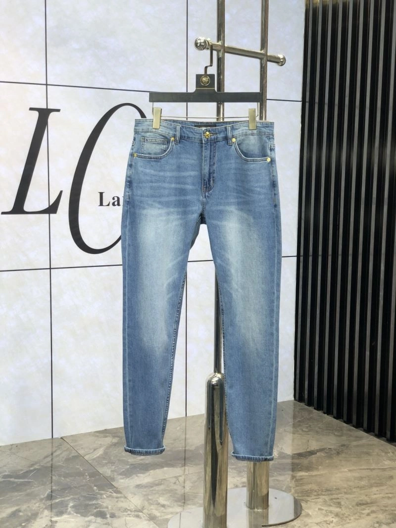 Precise copy Versace Jeans