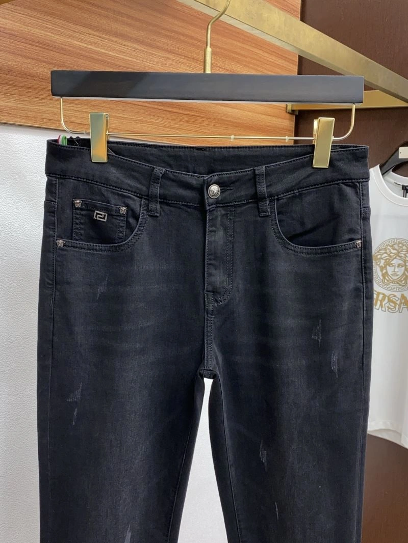 Precise copy Versace Jeans