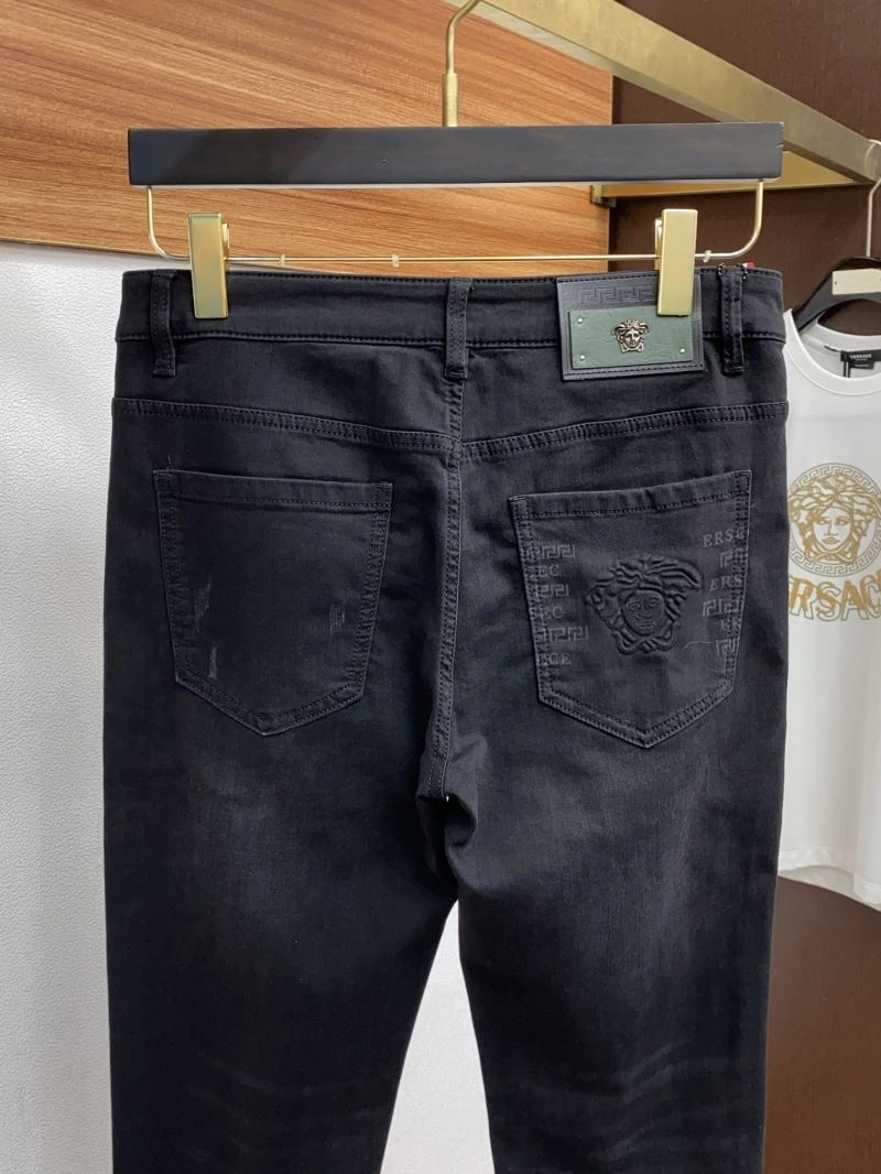 Precise copy Versace Jeans
