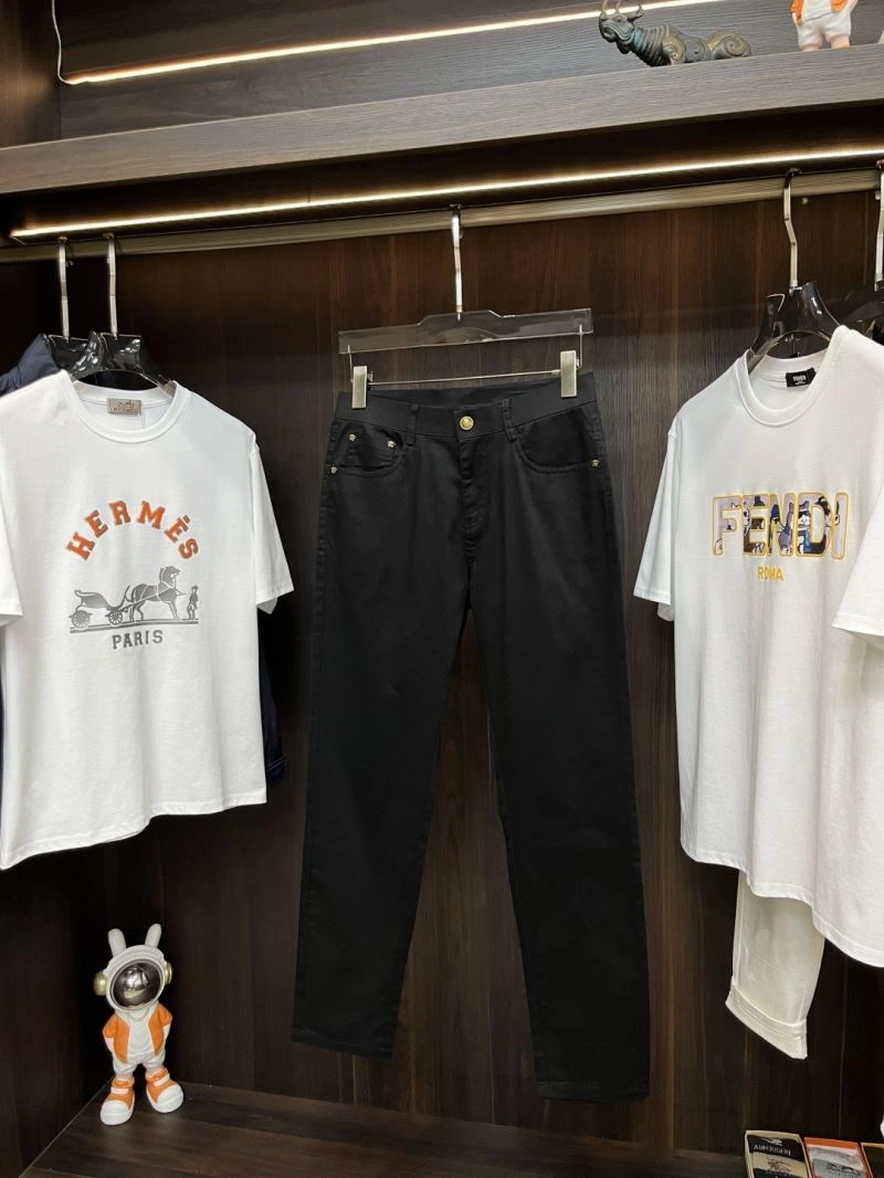 Precise copy Versace Jeans