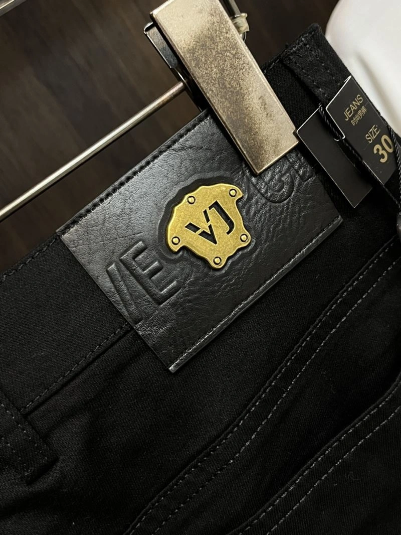 Precise copy Versace Jeans