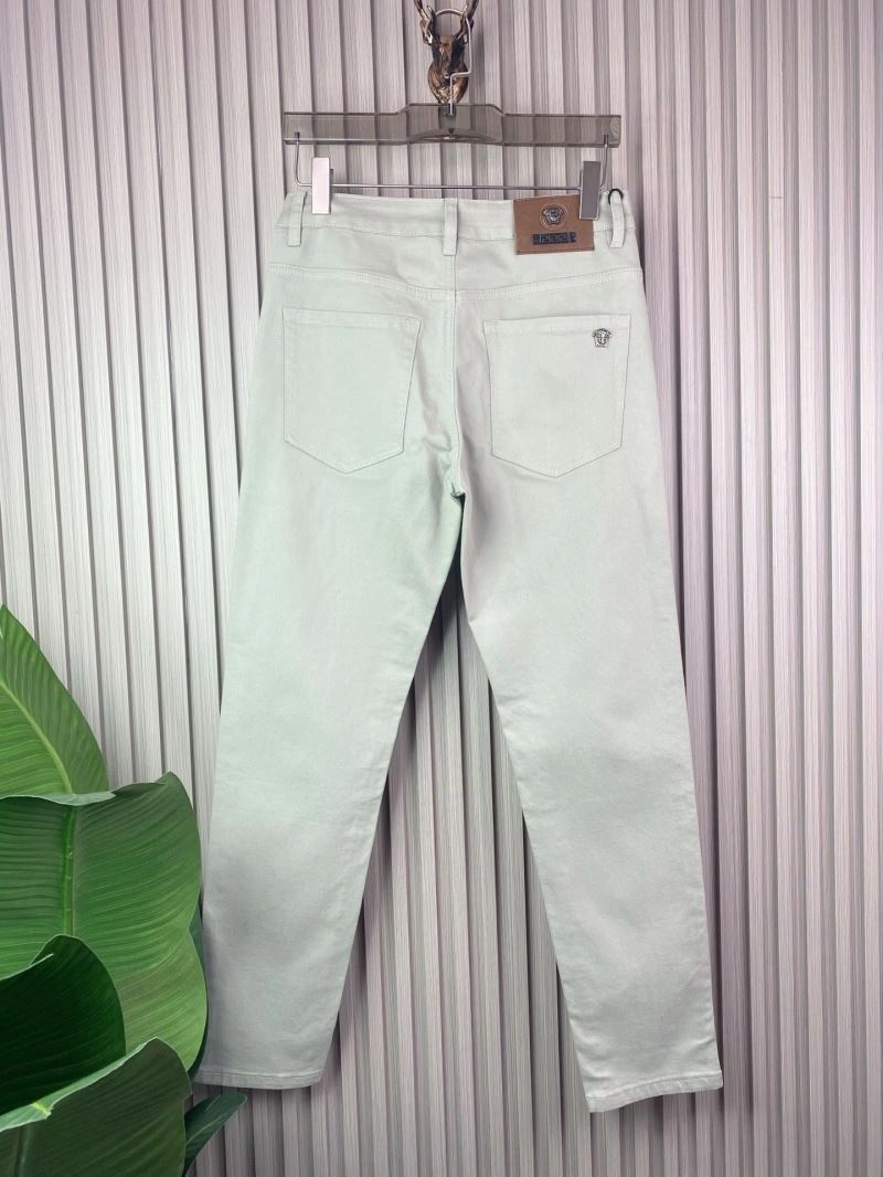 High fidelity Versace Jeans