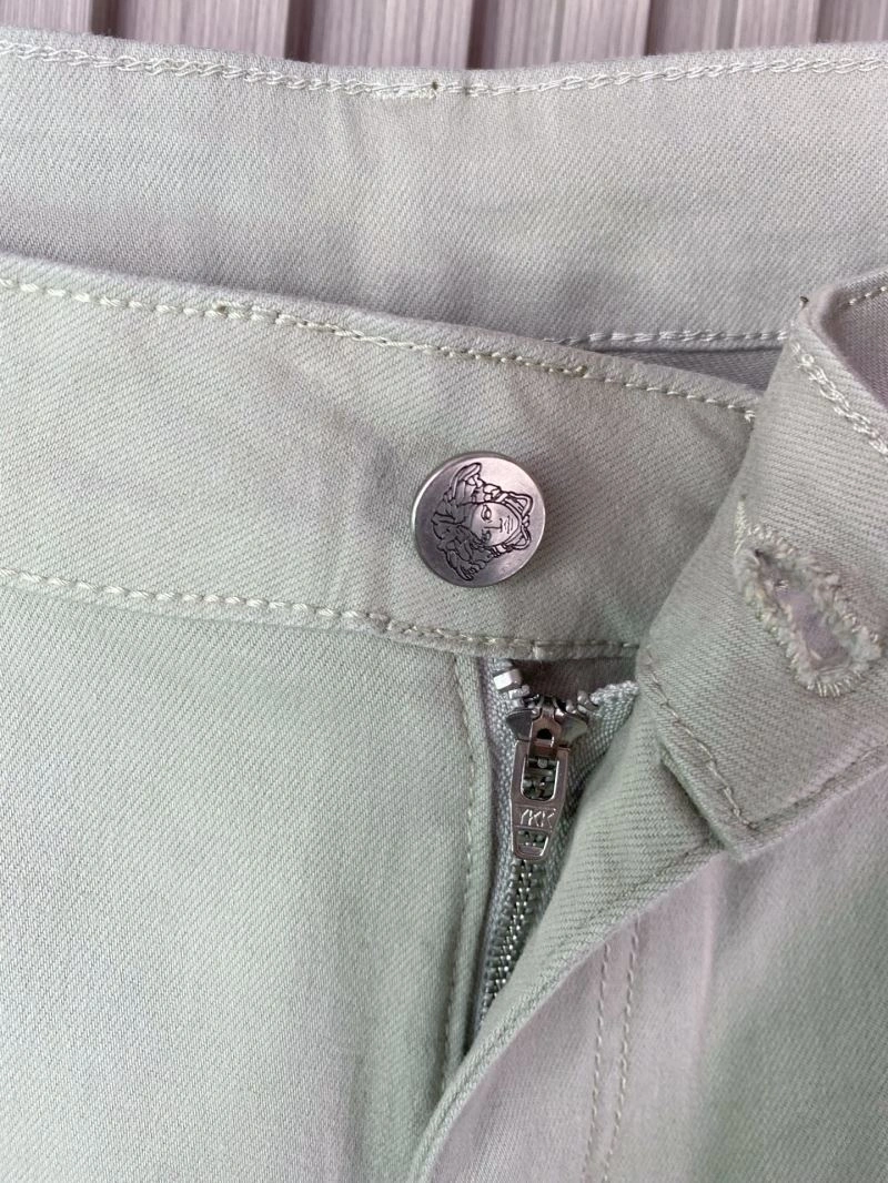 High fidelity Versace Jeans