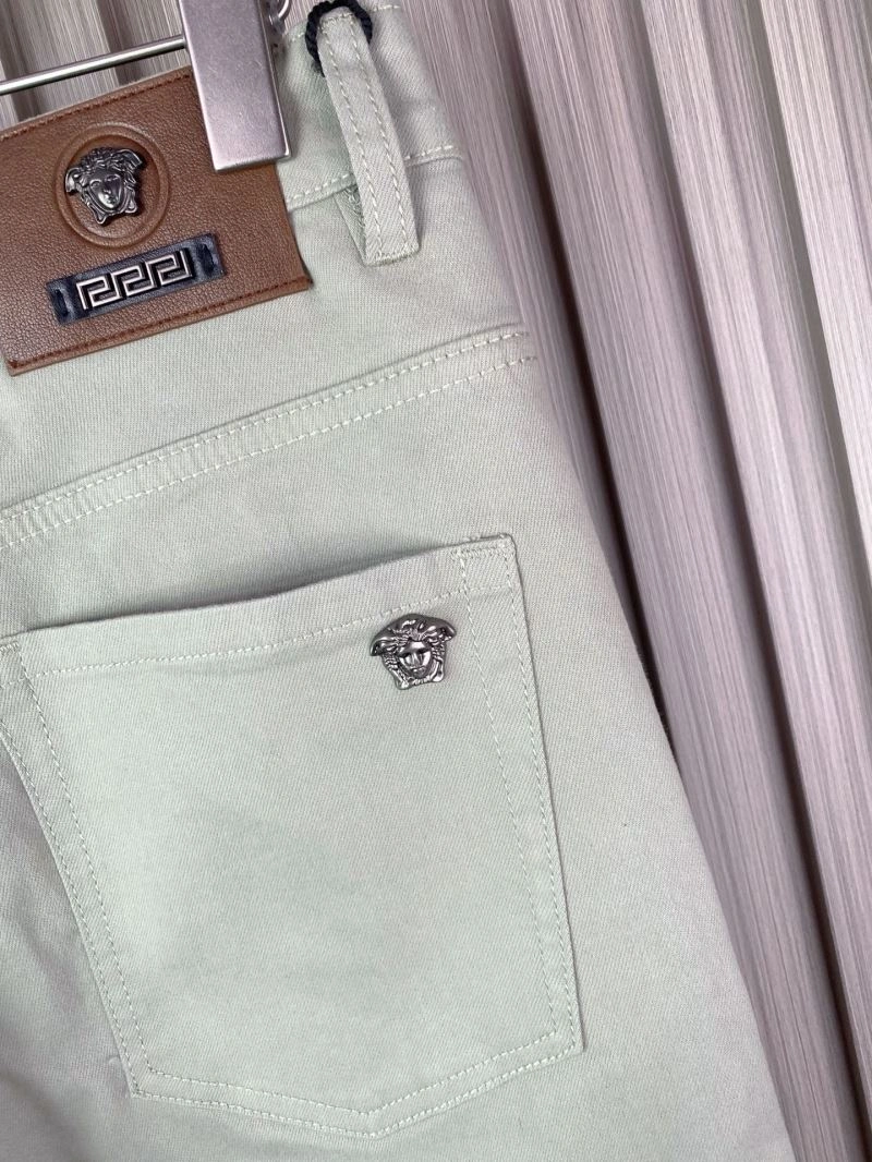 High fidelity Versace Jeans