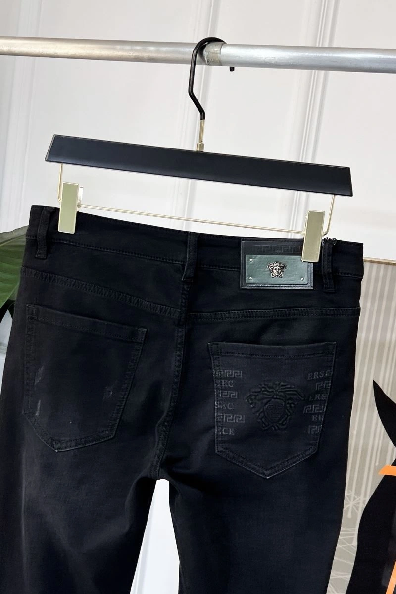 High fidelity Versace Jeans