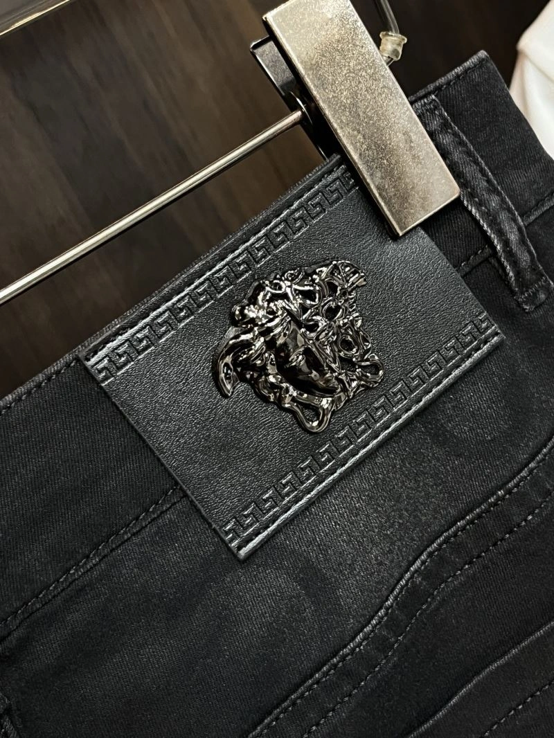 Legit Versace Jeans