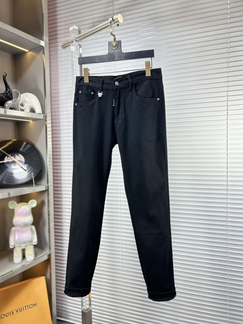 Inexpensive Versace Jeans