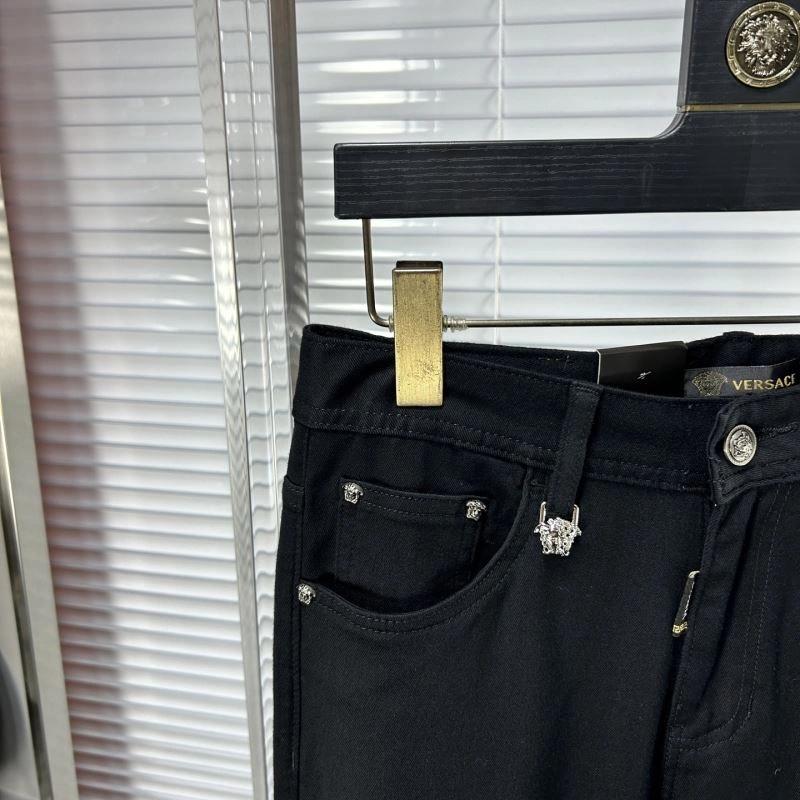 Inexpensive Versace Jeans
