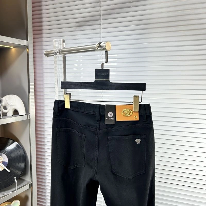 Inexpensive Versace Jeans
