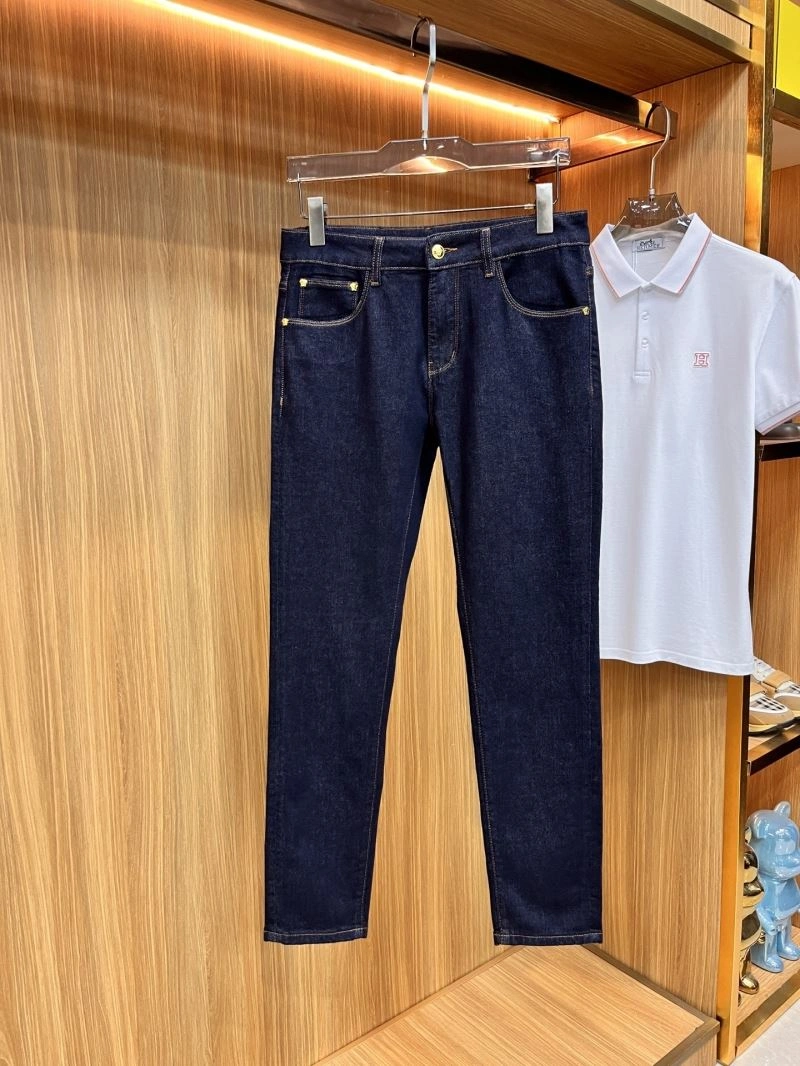 Inexpensive Versace Jeans