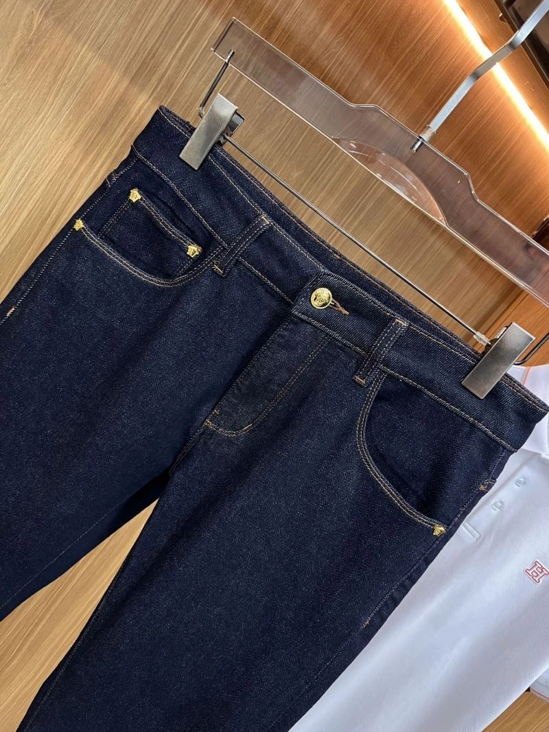 Inexpensive Versace Jeans