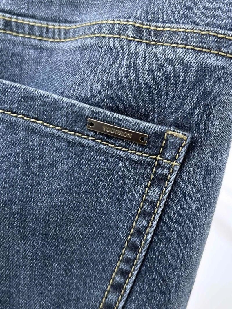 Precise copy Versace Jeans