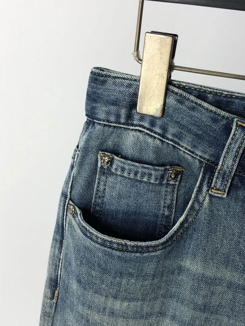 Top match Versace Jeans